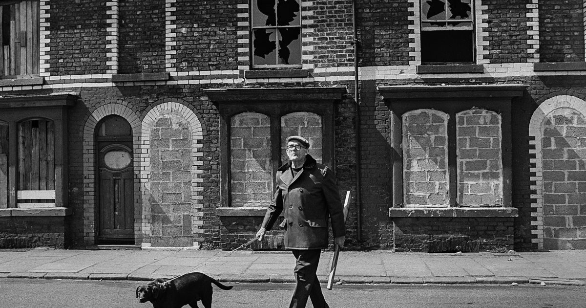 Gritty scenes of Liverpool in the 1970s | Huck