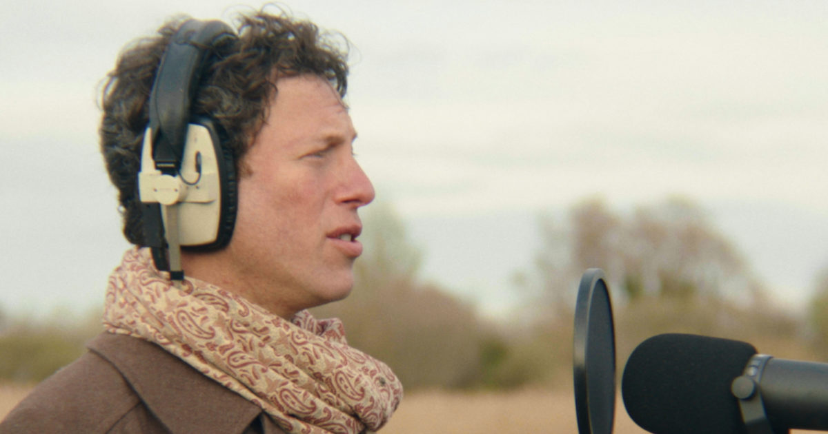 Sam Lee performs an experimental symphony of beats and birdsong | Huck