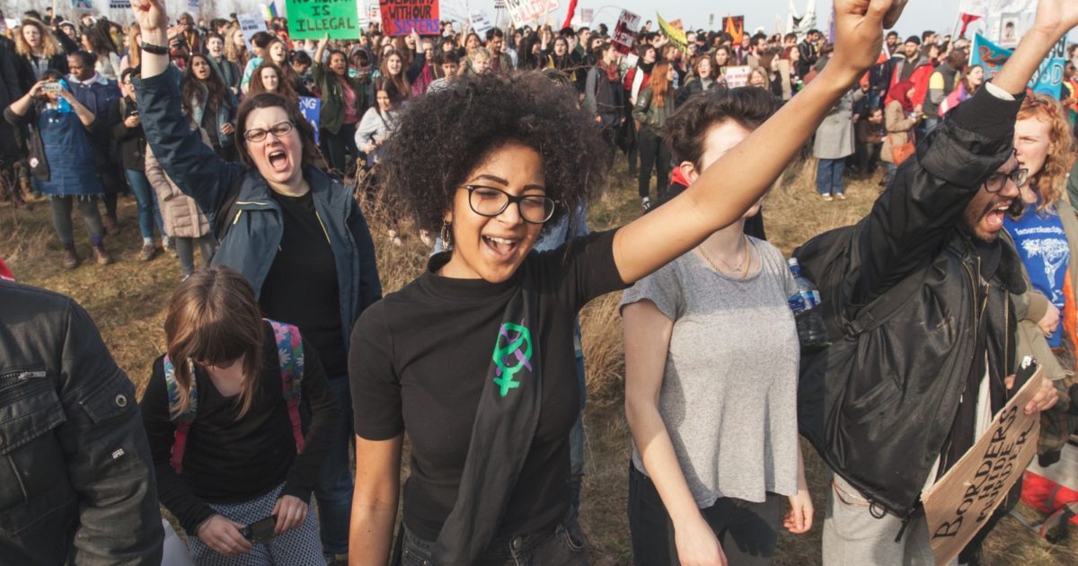 Thousands protest at Yarl's Wood Detention Centre | Huck