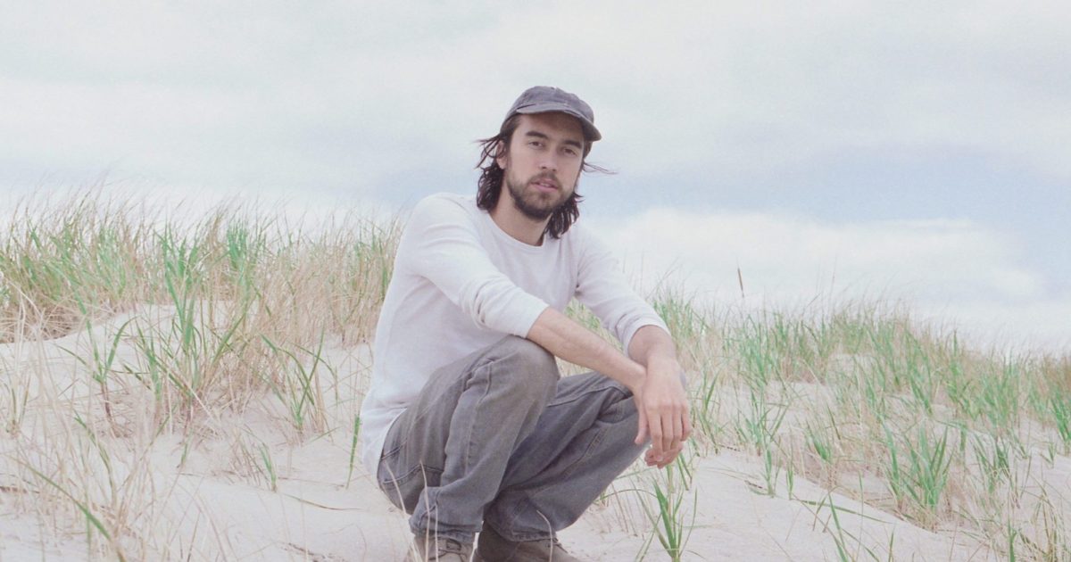 (Sandy) Alex G is satisfied with never feeling satisfied | Huck