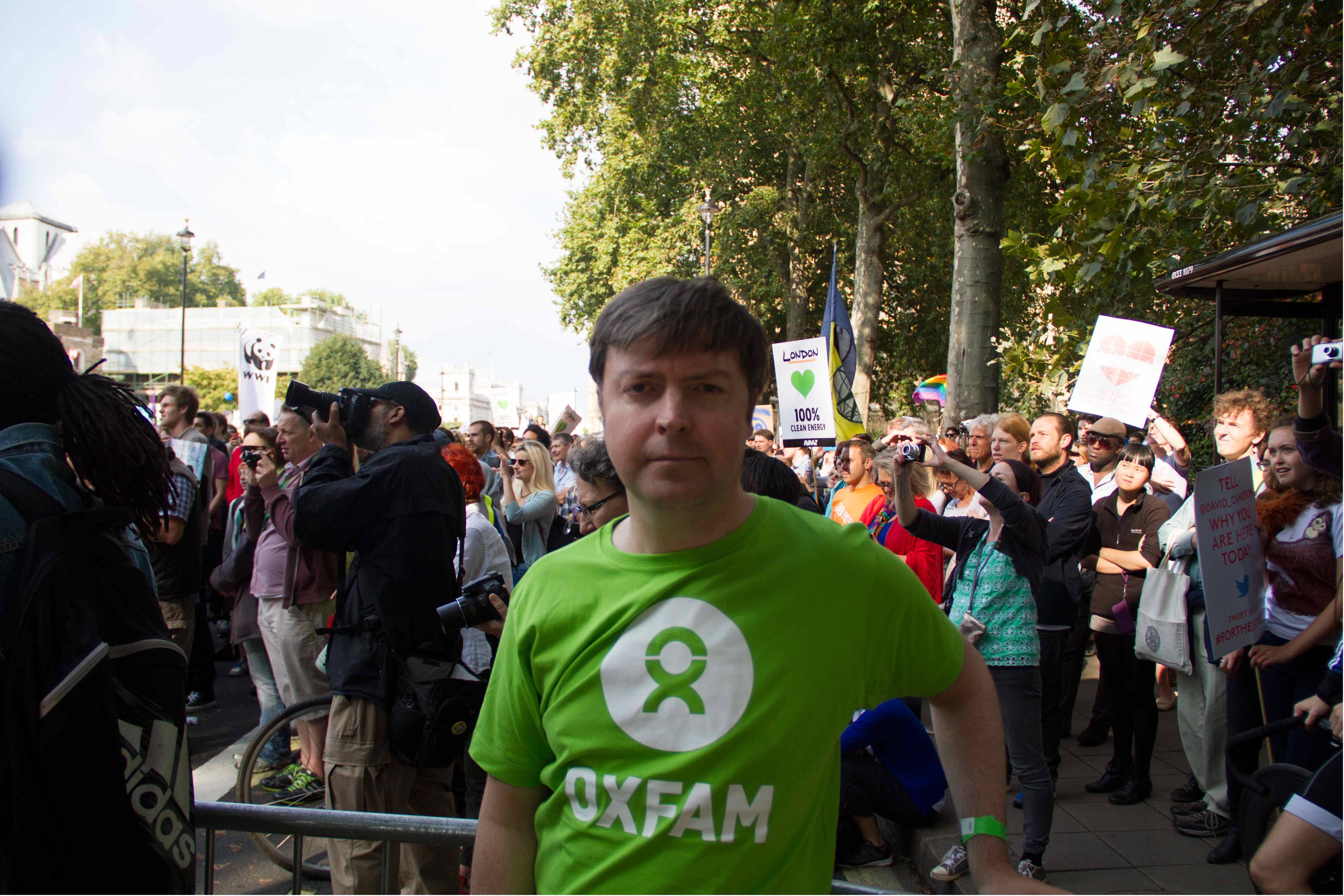 Thousands march worldwide against climate change | Huck